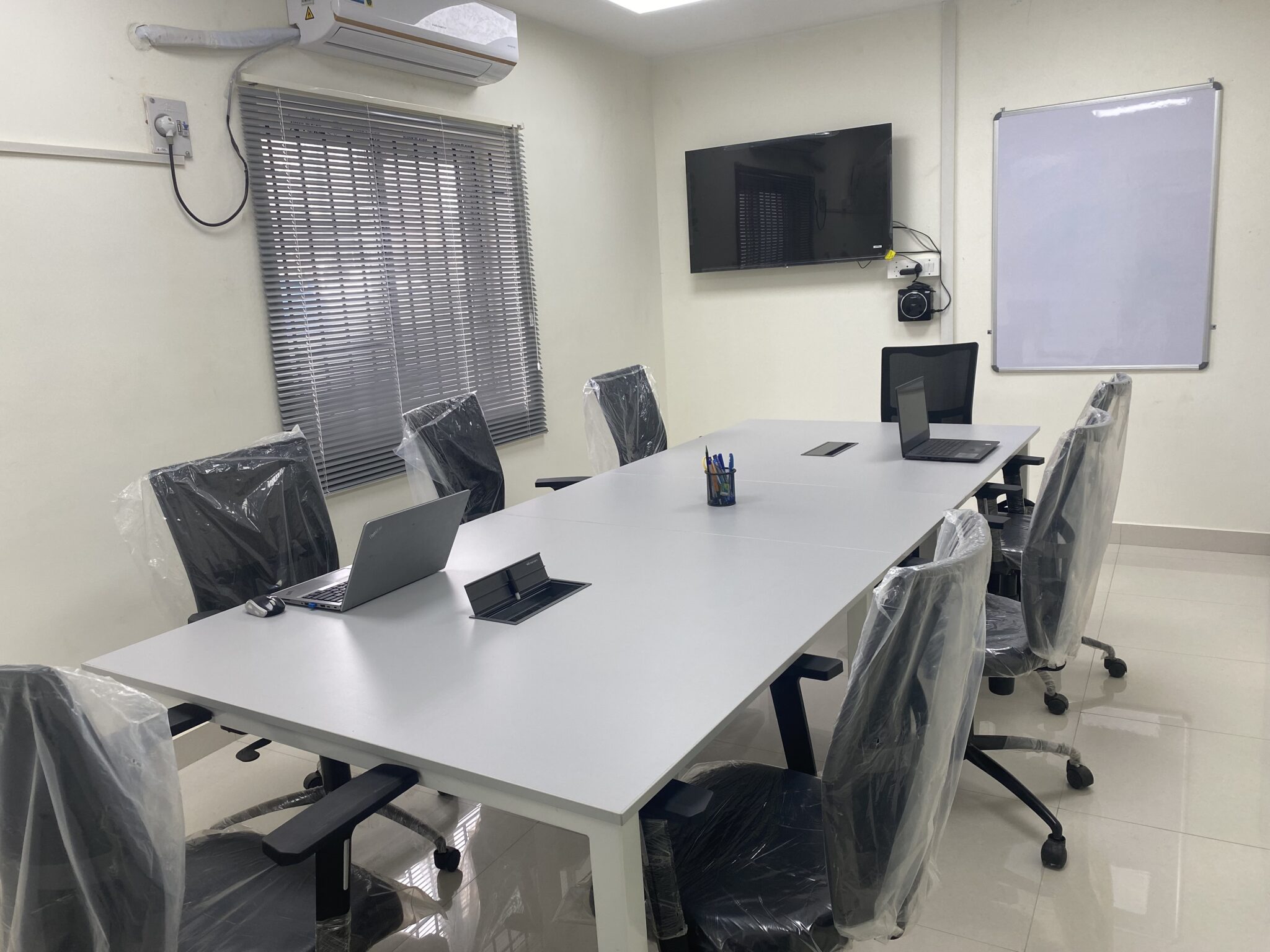 Coworking office space Velachery | Virtual & Shared office for rent